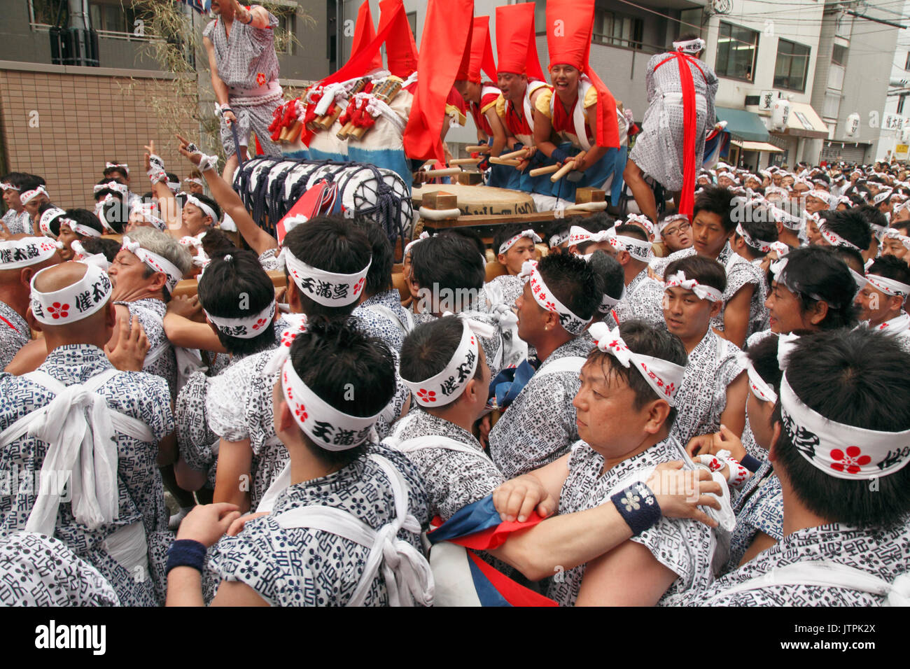 Crowd of people procession hi-res stock photography and images - Alamy
