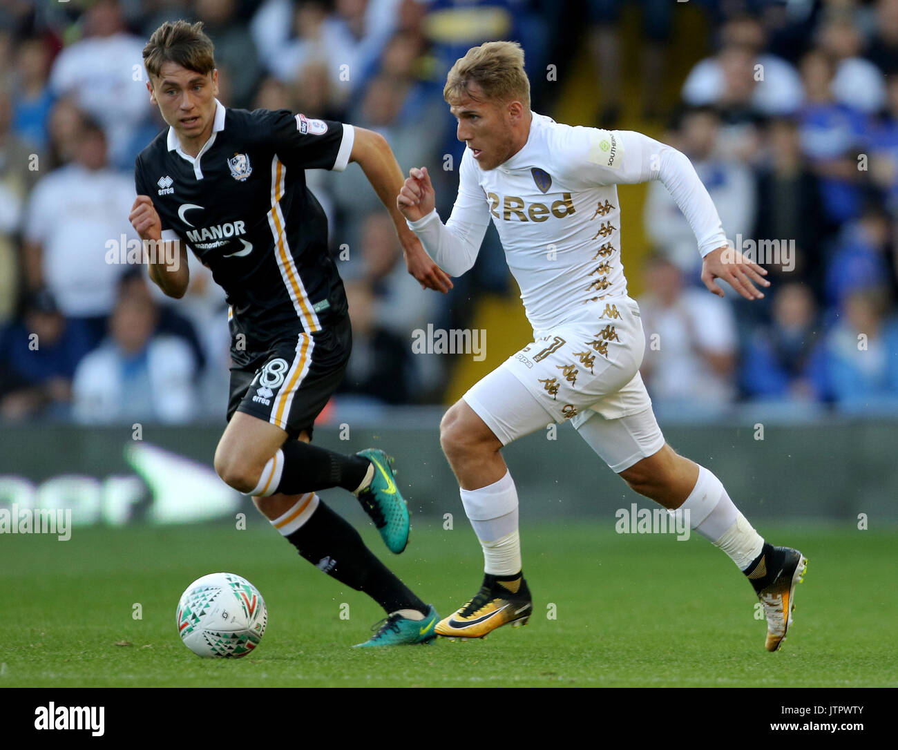 Leeds United's Samu Saiz takes on Port Vale's Billy Reeves during the ...