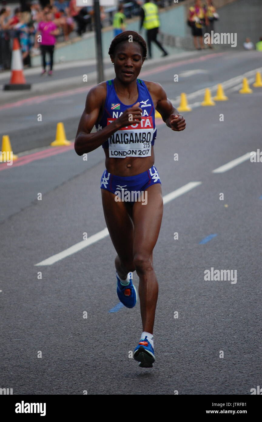 London marathon finishers hi-res stock photography and images - Alamy