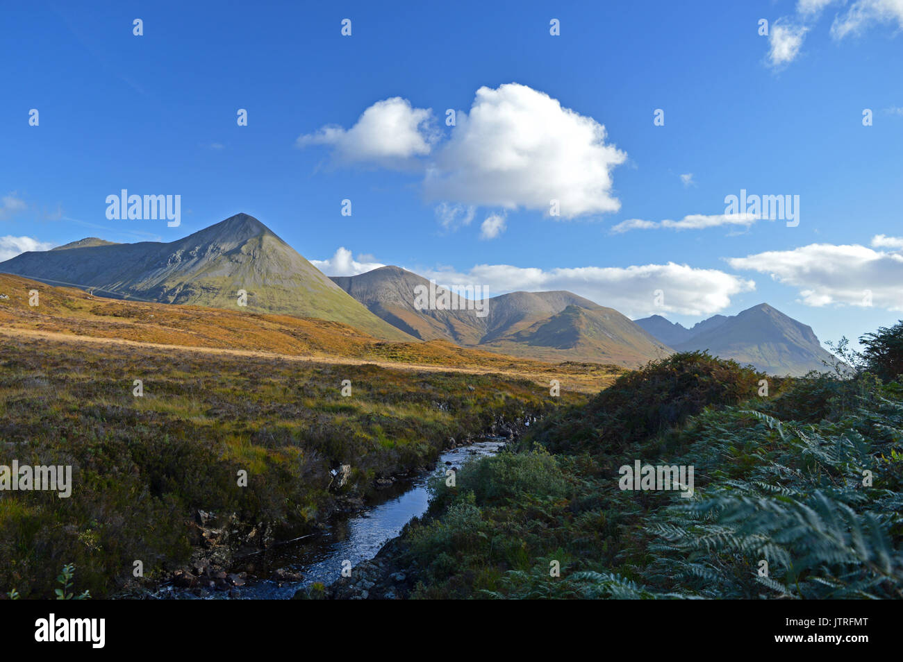 Black cuillins autumn hi-res stock photography and images - Alamy