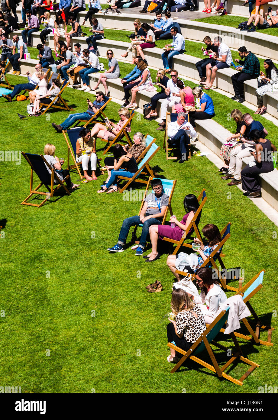 Sheldon Square Amphitheatre, Paddington Central, Paddington, City of ...