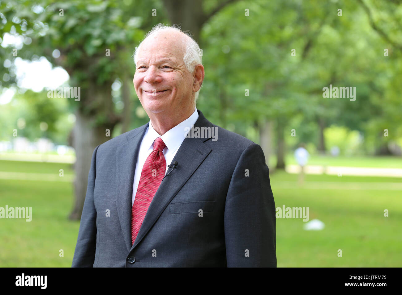 Man bald dc hi-res stock photography and images - Alamy