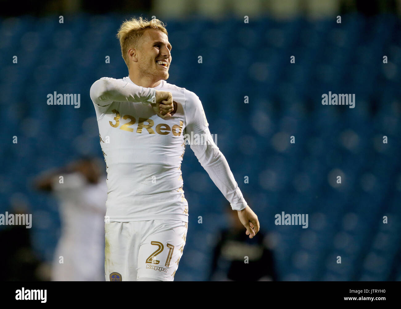 Saiz leeds celebrates hi-res stock photography and images - Alamy