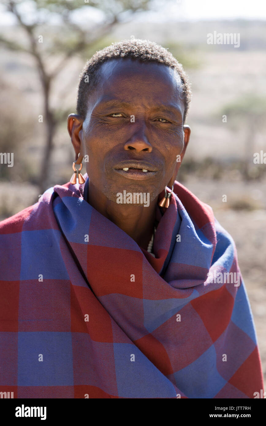 African tribe warrior hi-res stock photography and images - Alamy