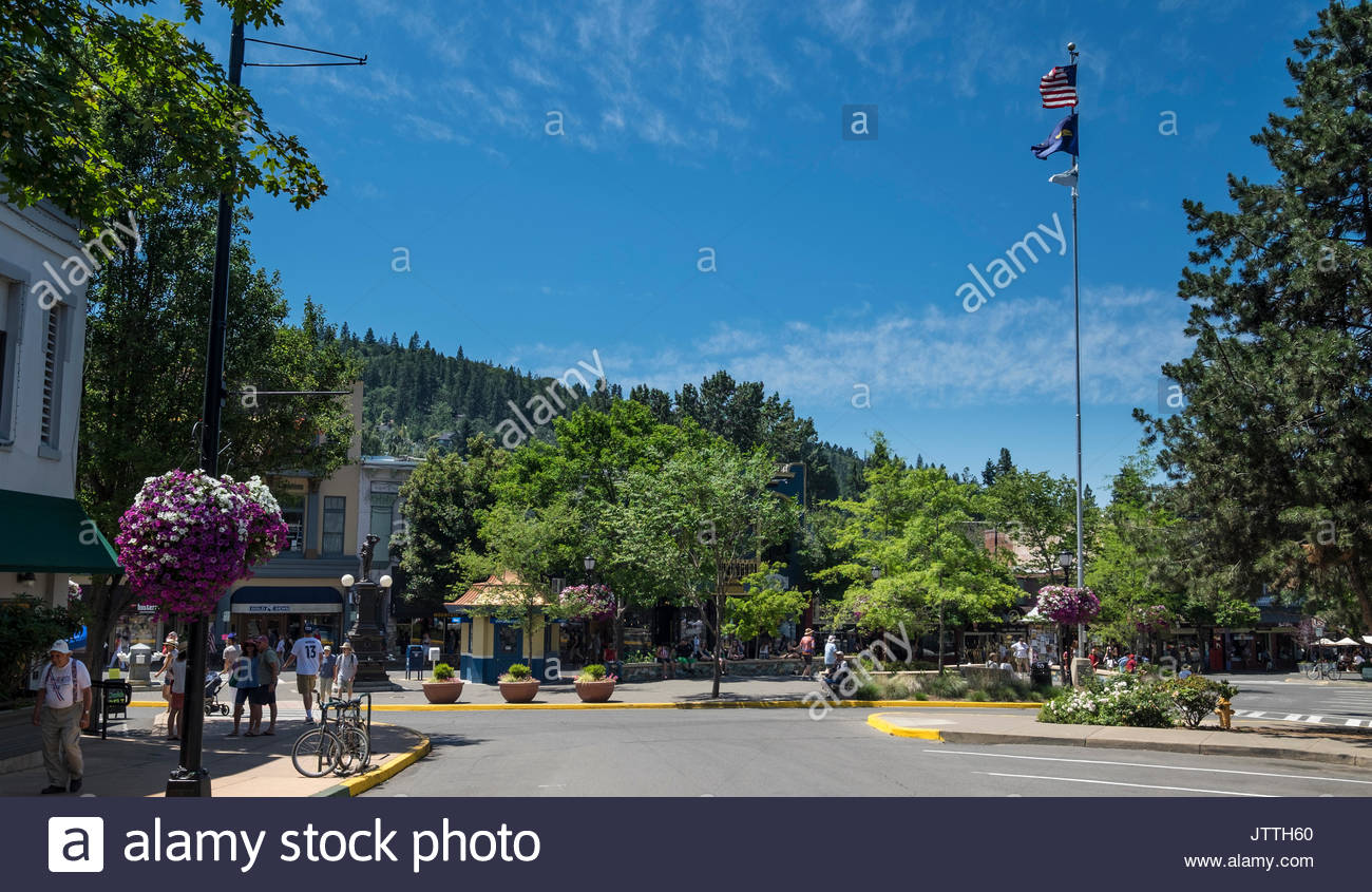 Ashland Oregon High Resolution Stock Photography and Images - Alamy