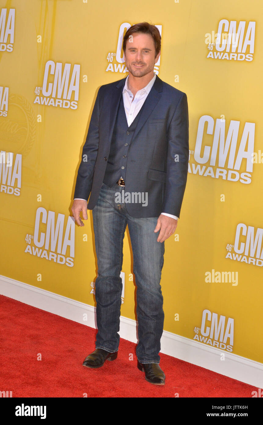 NASHVILLE, TN - NOVEMBER 1: Charles 'Chip' Esten on the Macy's Red ...