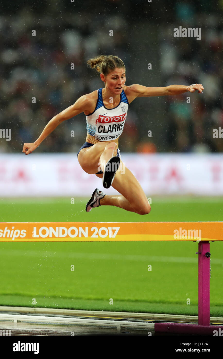 Athletes steeplechase jump barrier hi-res stock photography and images ...