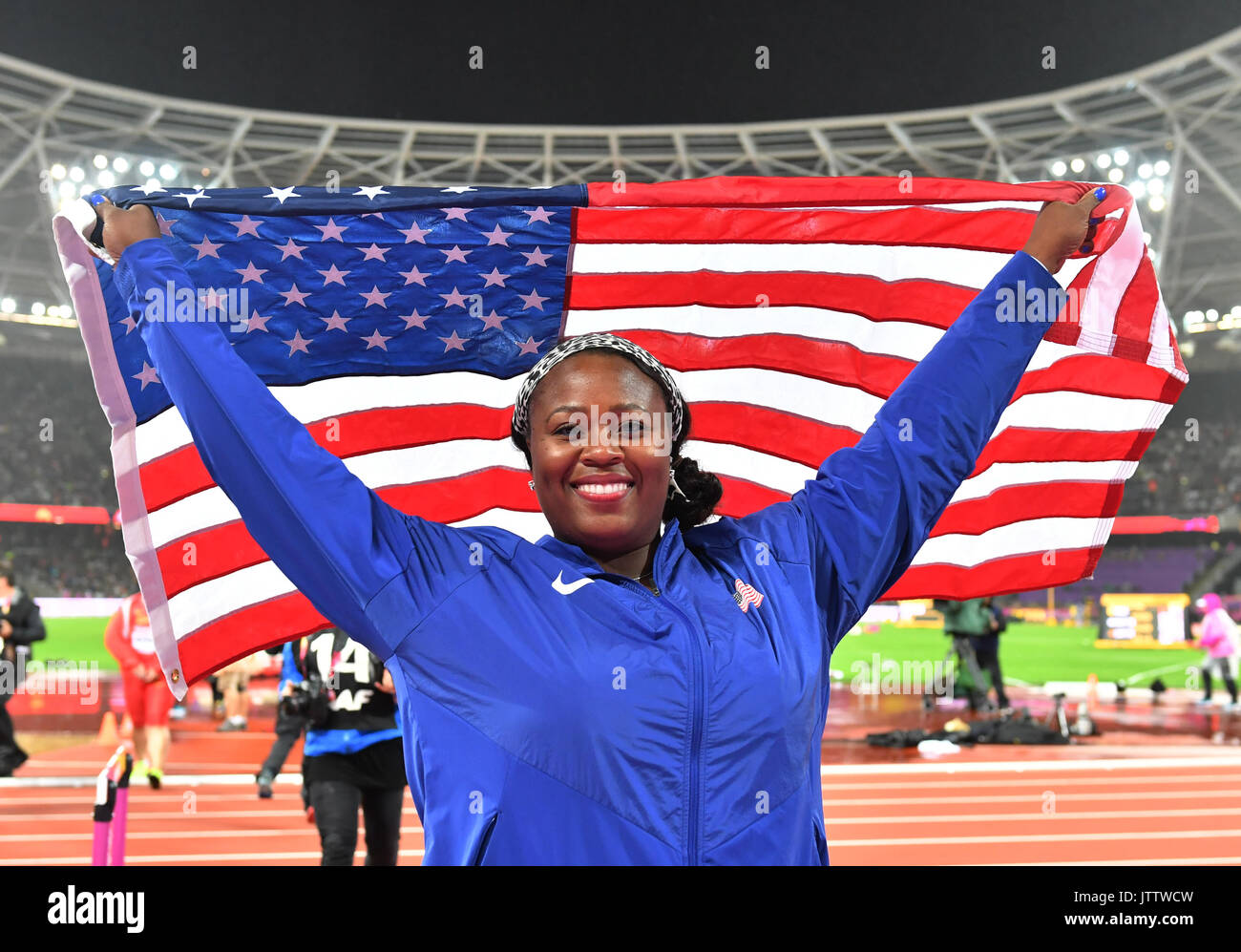 London, UK. 9th Aug, 2017. Michelle Carter from the US celebrating her ...