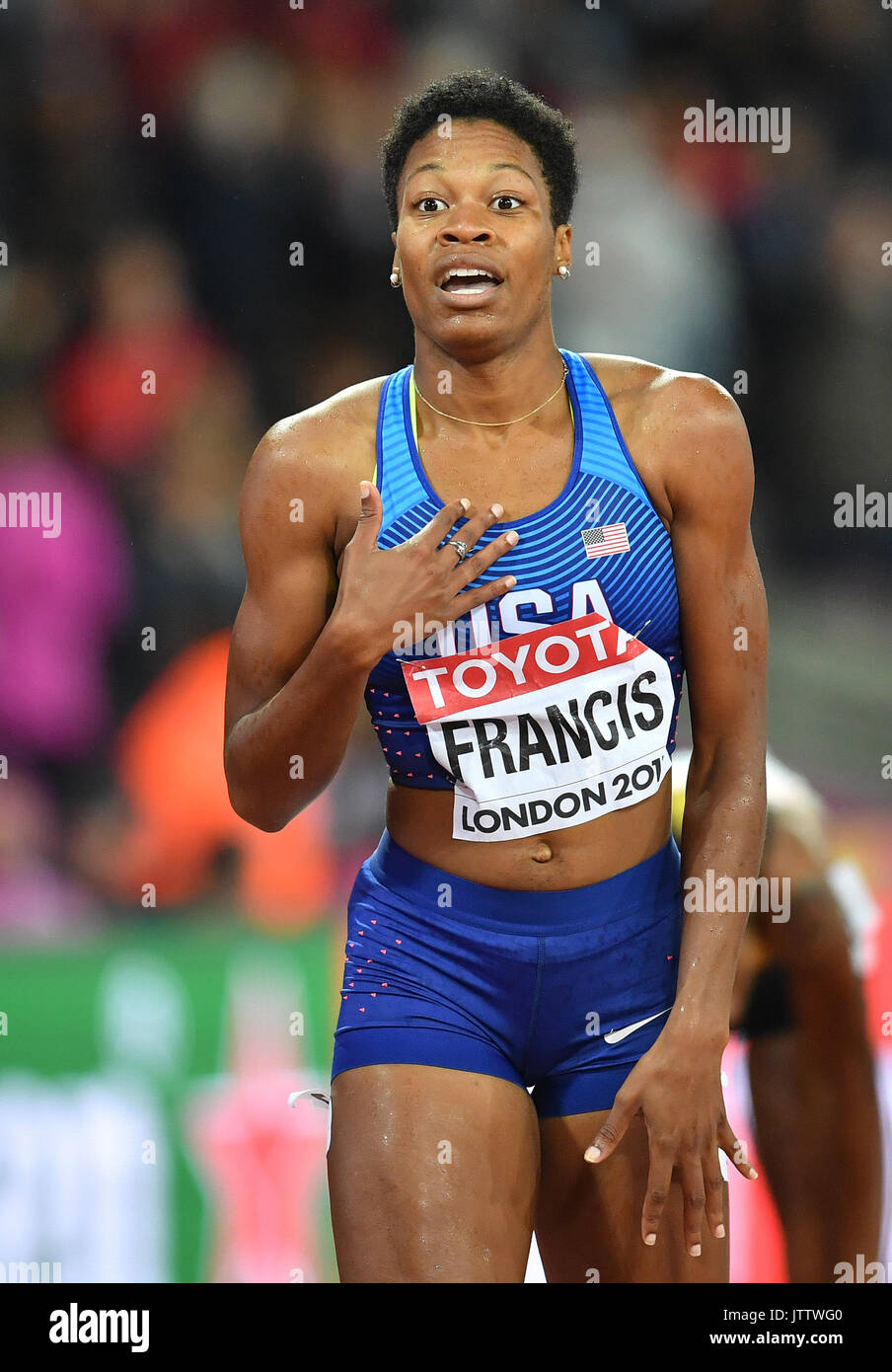 London, UK. 9th Aug, 2017. Phyllis Francis from the USA celebrates her ...