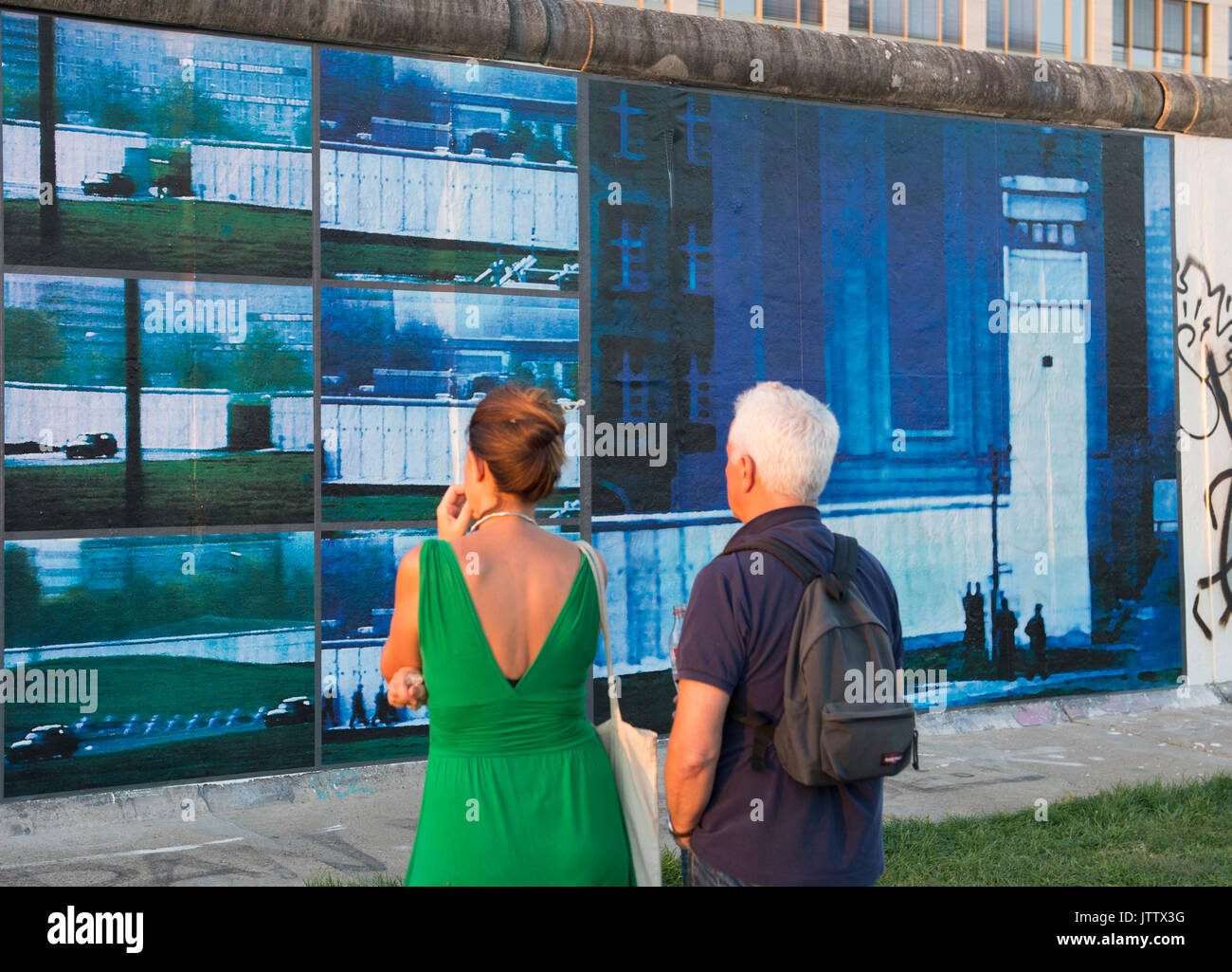 Beyond The Berlin Wall High Resolution Stock Photography and Images - Alamy