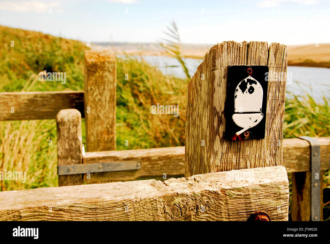 Sign coastal footbridge hi-res stock photography and images - Alamy