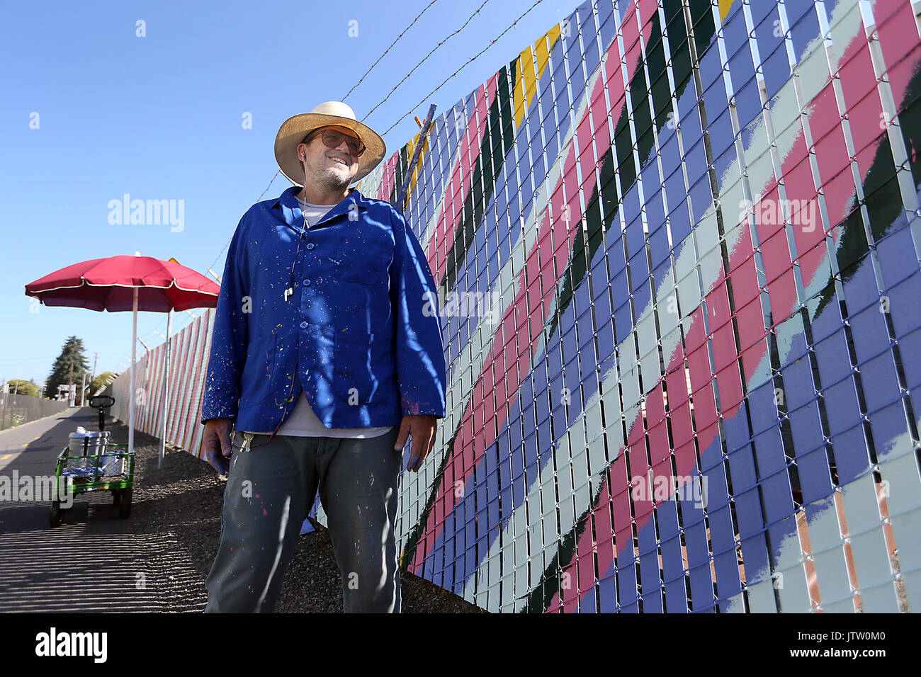 Napa, CA, USA. 17th July, 2017. Artist Mikey Kelly of Mikey Kelly ...