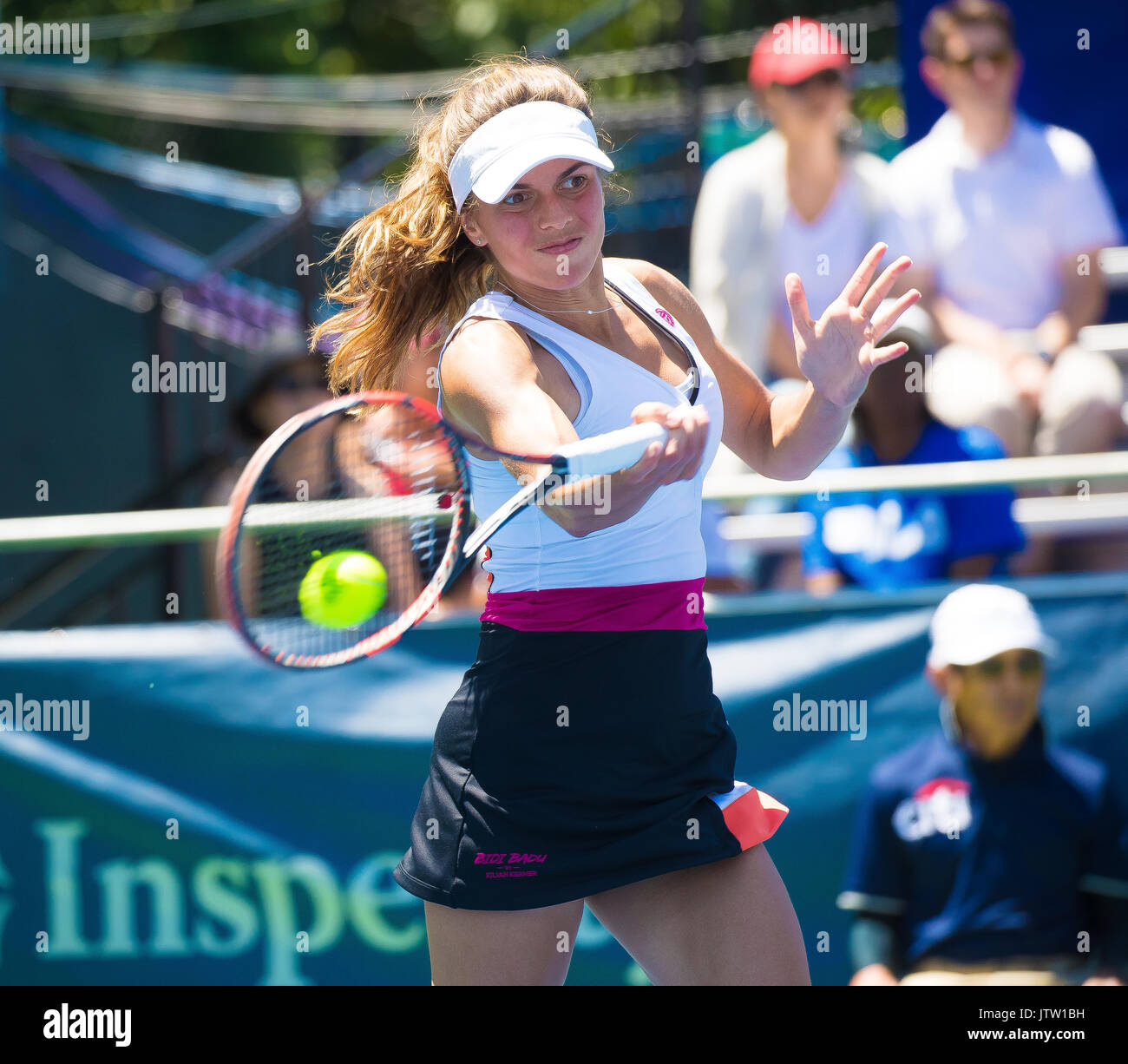 Valentini Grammatikopoulou of Greece (in photo) defeated Cameron Morra ...