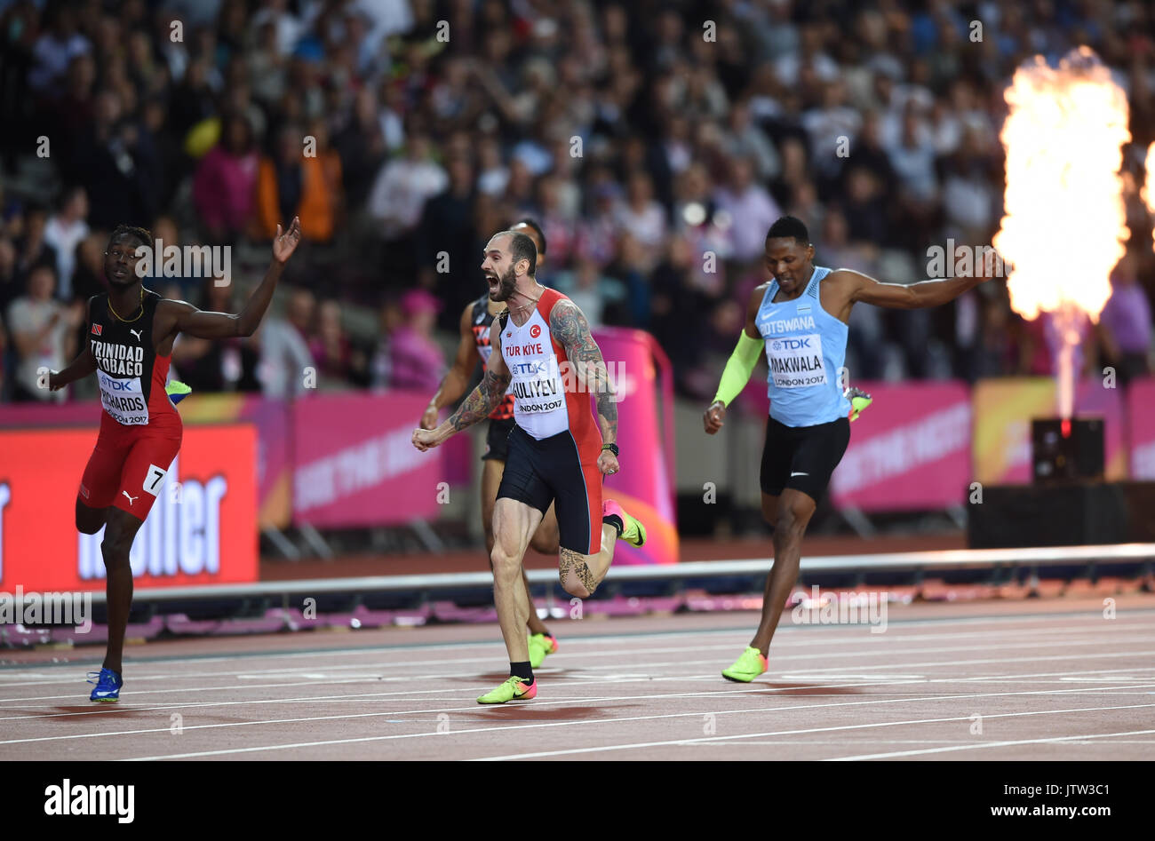 Mens 200 meter final hi-res stock photography and images - Alamy