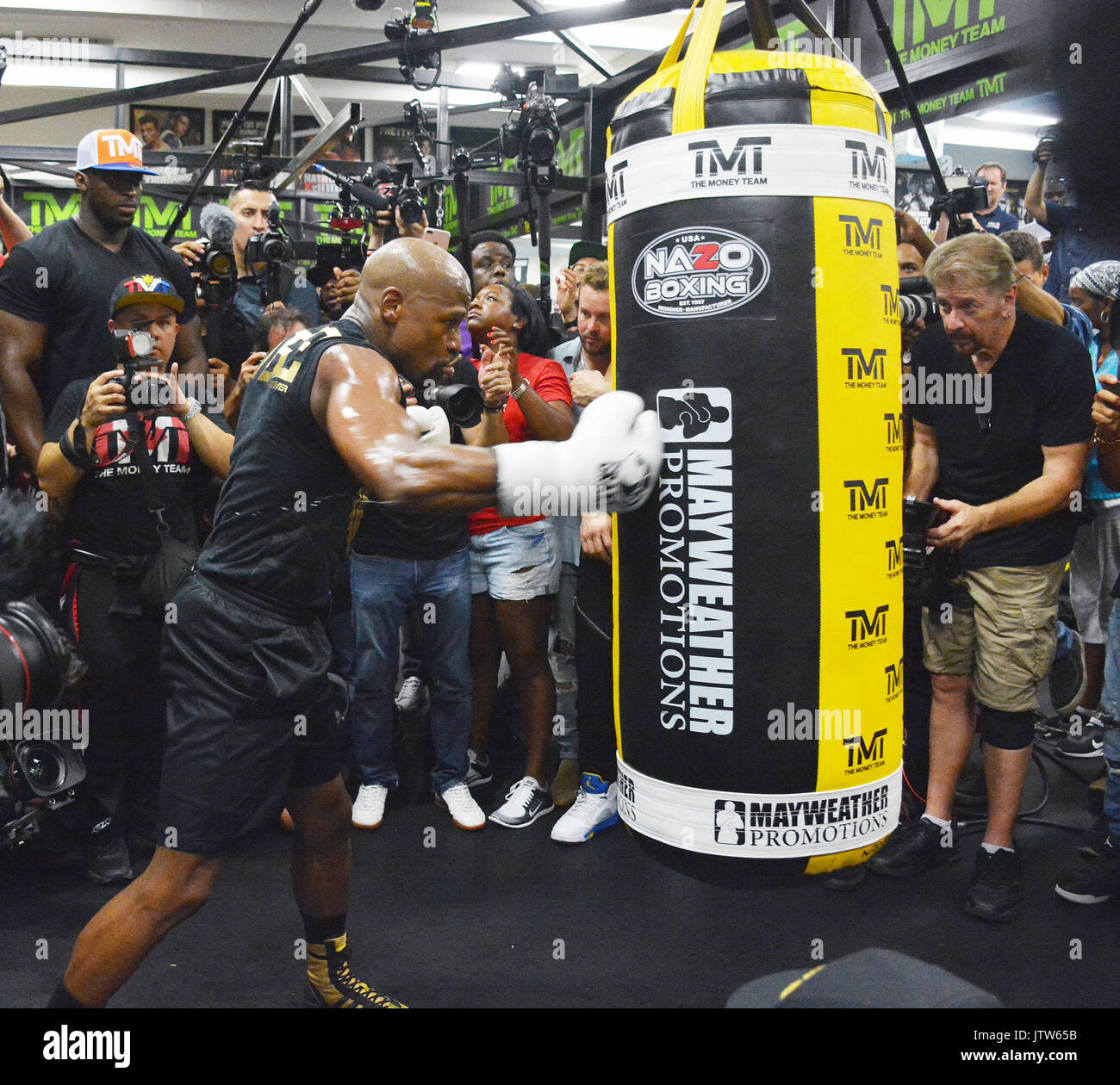 Las Vegas, Nevada, USA. 10th Aug, 2017. Boxer Floyd Mayweather jr hosts ...