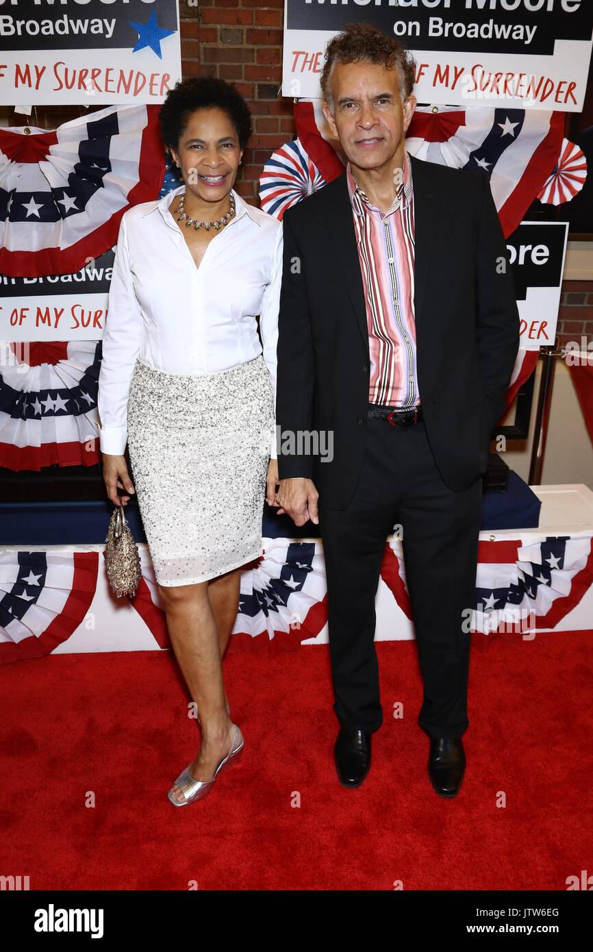 Brian stokes mitchell and allyson tucker hi-res stock photography and ...