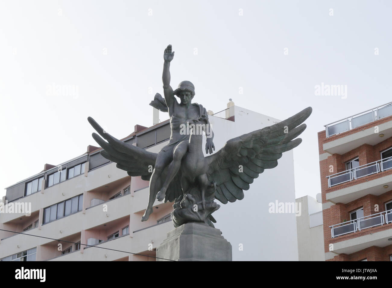 Insurance and phoenix statue hi-res stock photography and images - Alamy