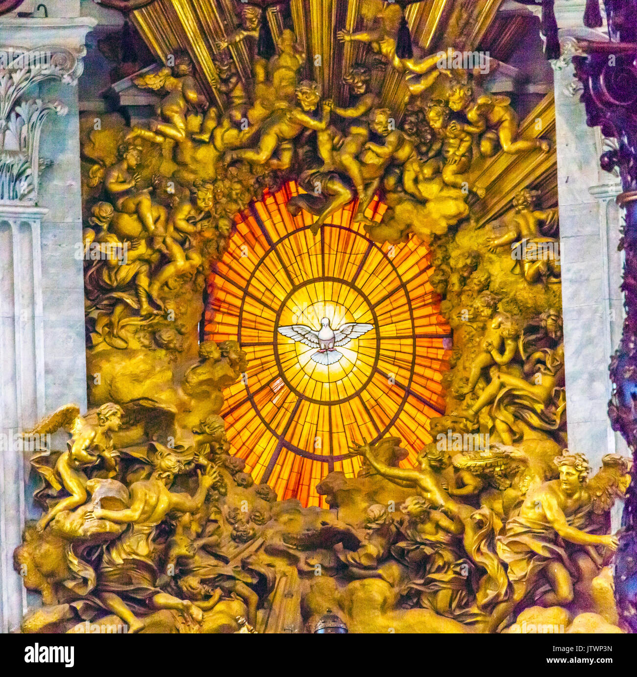 Throne Bernini Holy Spirit Dove Saint Peter's Basilica Vatican Rome ...