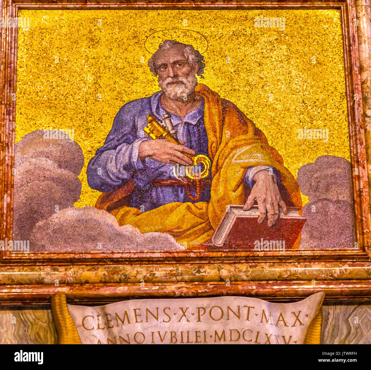 Mosaic in saint peters basilica hi-res stock photography and images - Alamy