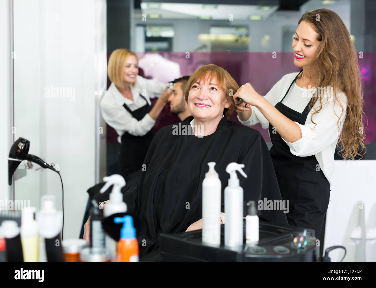 Elderly woman hair salon hi-res stock photography and images - Alamy