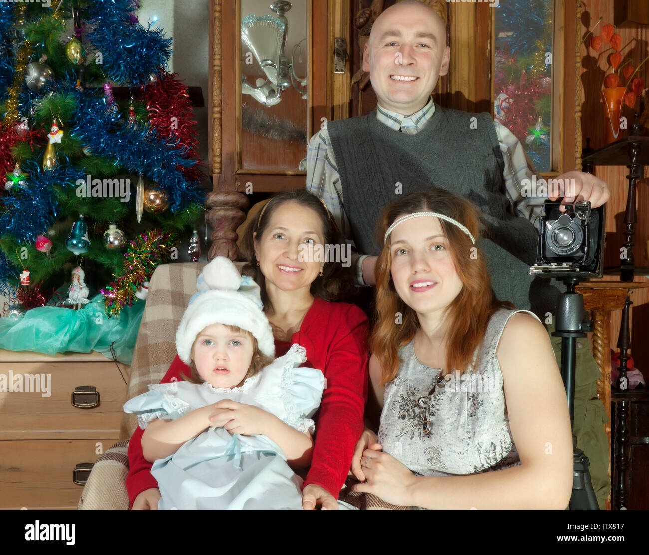 Family tree three generations hi-res stock photography and images - Alamy