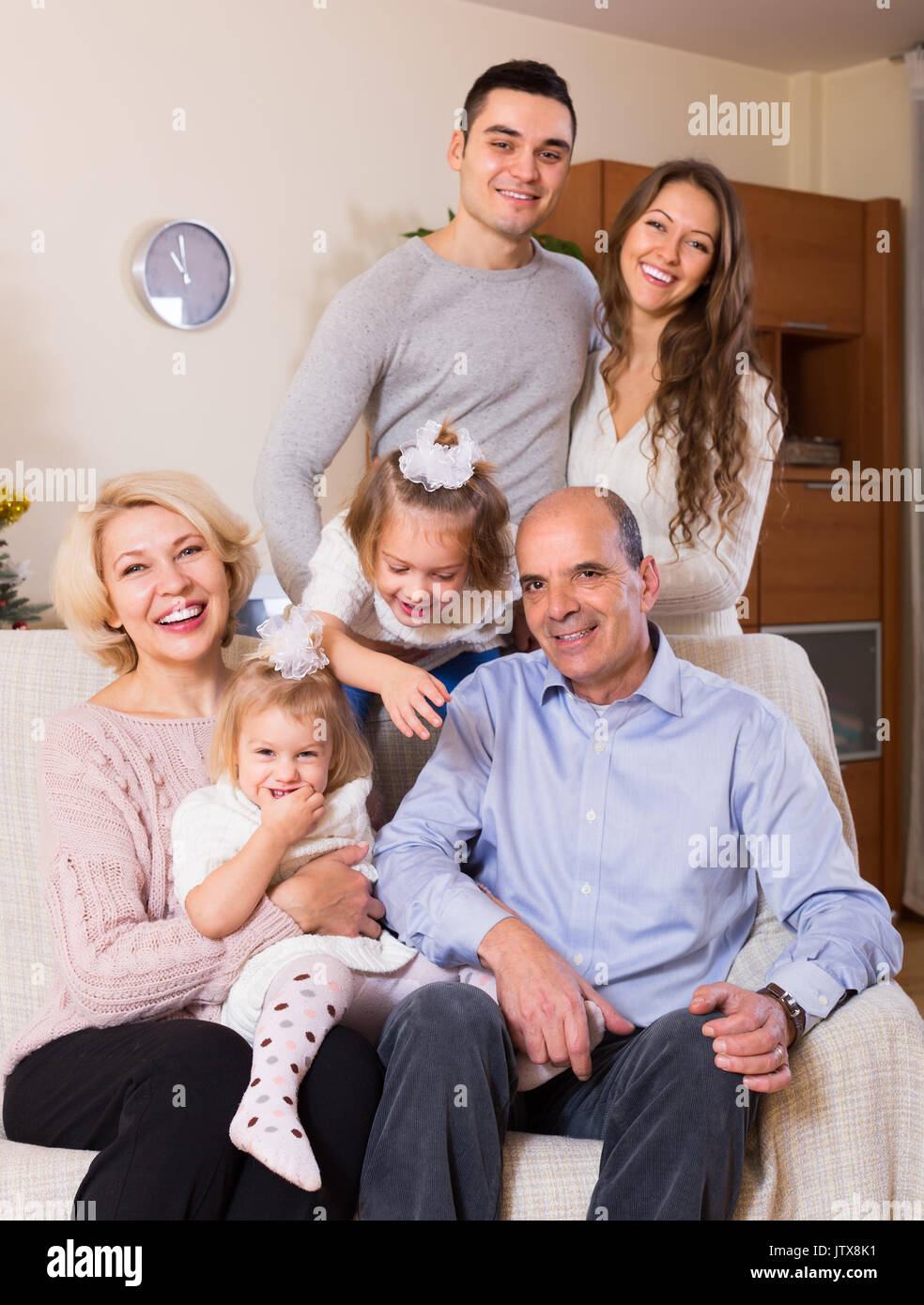 Multigenerational household hi-res stock photography and images - Alamy