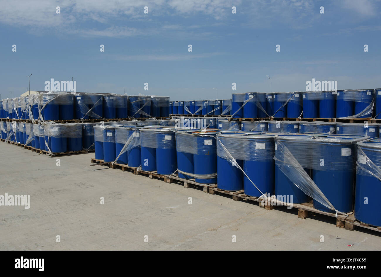 Tomato paste factory hi-res stock photography and images - Alamy