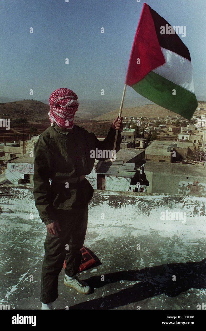 Palestine conflict 1990 hi-res stock photography and images - Alamy