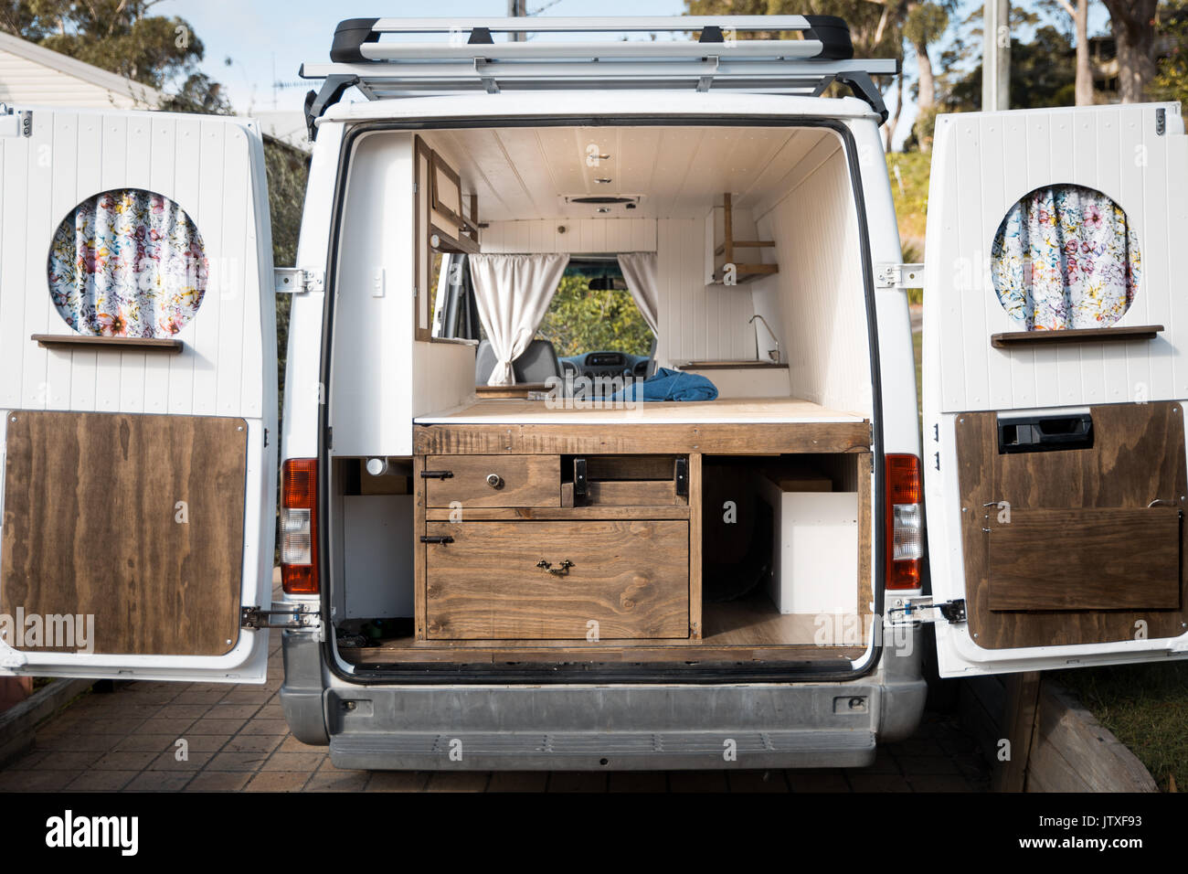 MEET the travelling couple who packed up their life into a van and hit ...