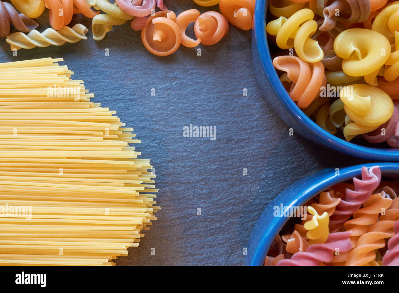 Piles of spaghetti hi-res stock photography and images - Alamy
