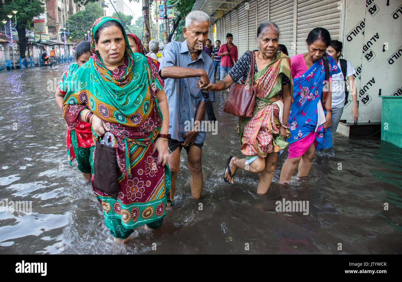 Monsoon shows a different scenario every year in Calcutta.Waterlogged ...