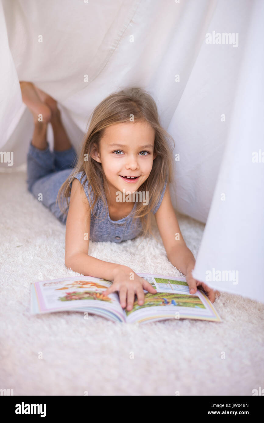 Imaginary house hi-res stock photography and images - Alamy