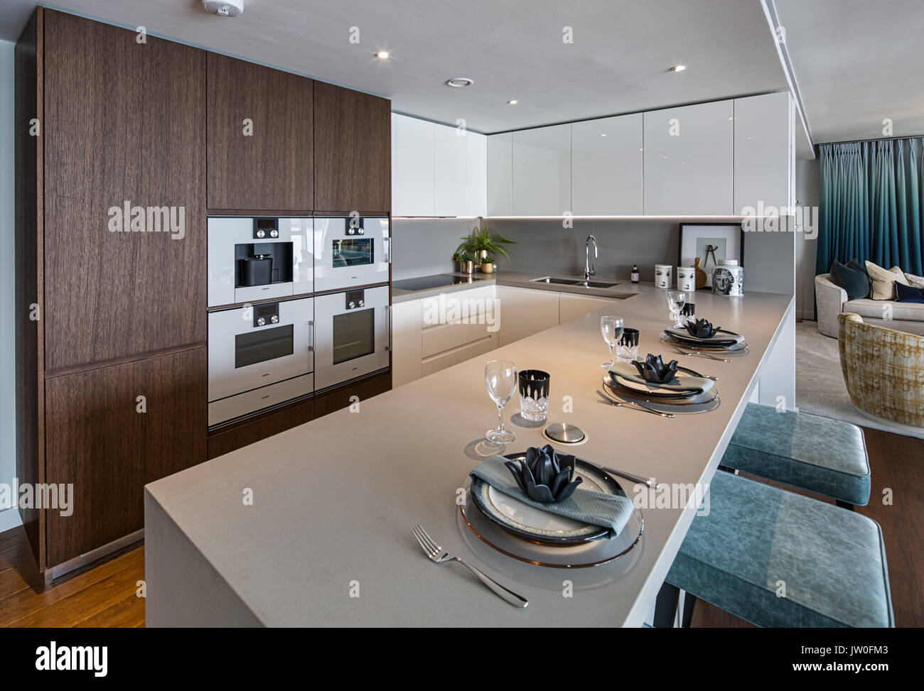 Chelsea Waterfront apartments Stock Photo - Alamy