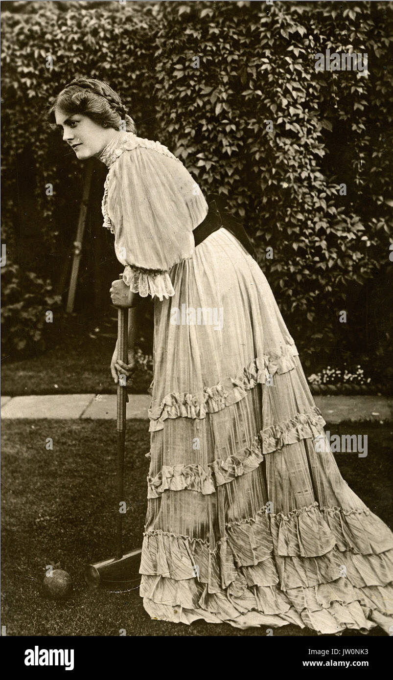 Lily brayton hi-res stock photography and images - Alamy