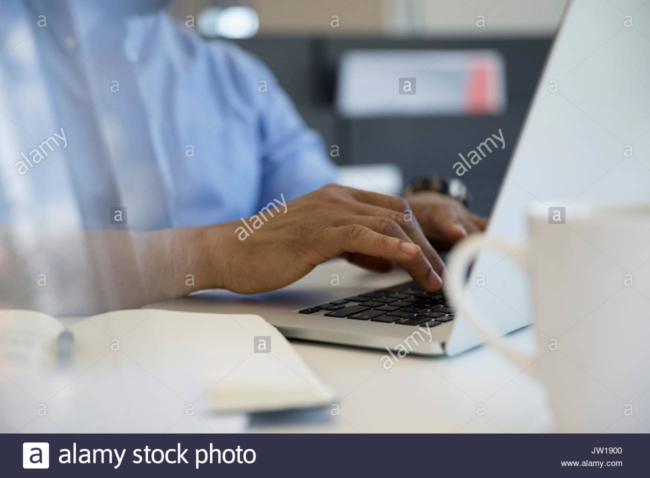 Mail typing hi-res stock photography and images - Alamy
