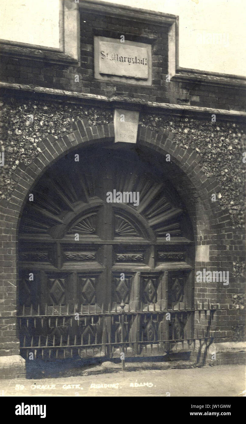 Workhouse gates hi-res stock photography and images - Alamy