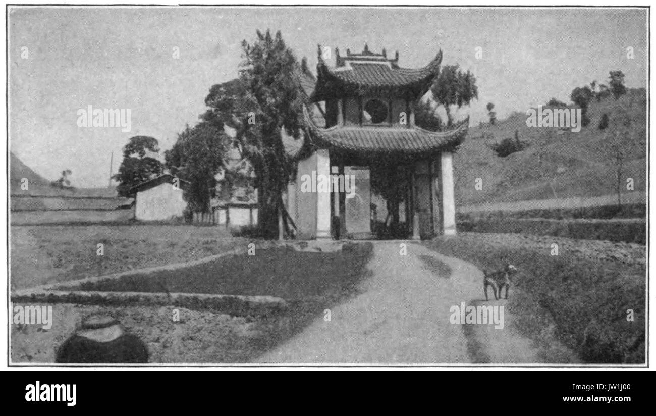 A Wayfarer in China fp 32b Stock Photo - Alamy
