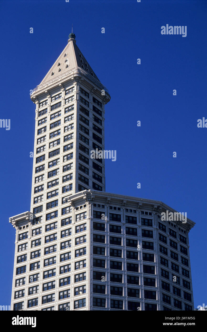 Seattle pioneer square smith tower hi-res stock photography and images ...