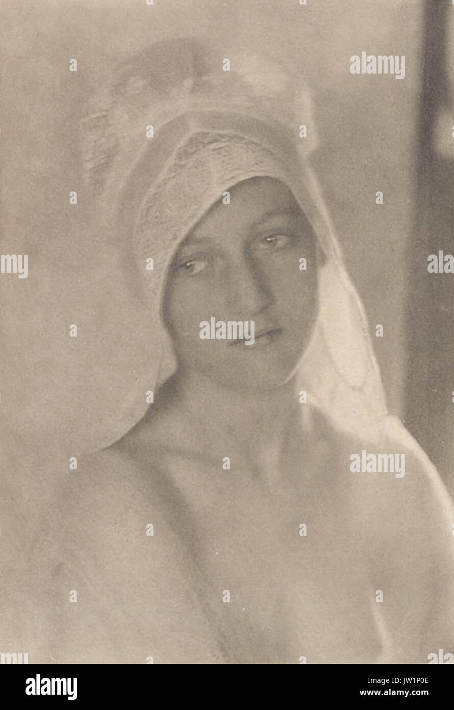 Eva watson hi-res stock photography and images - Alamy