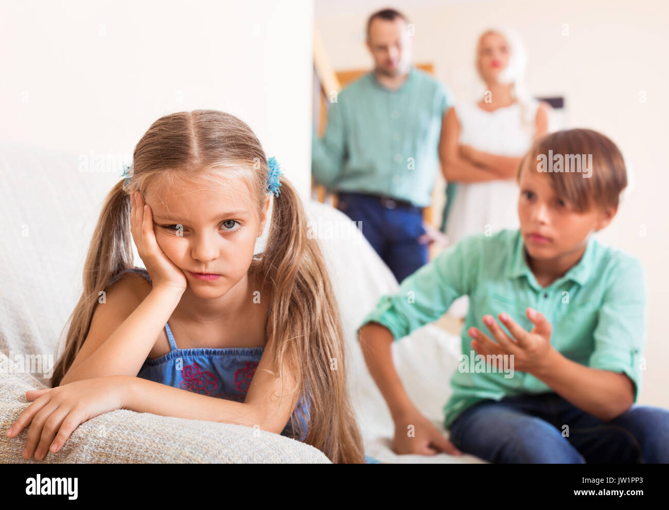 Brother sister argue hi-res stock photography and images - Alamy