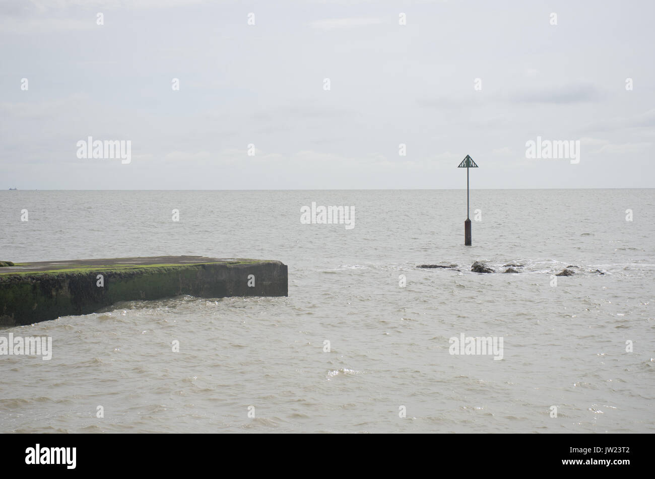 Shoreline jetty hi-res stock photography and images - Alamy