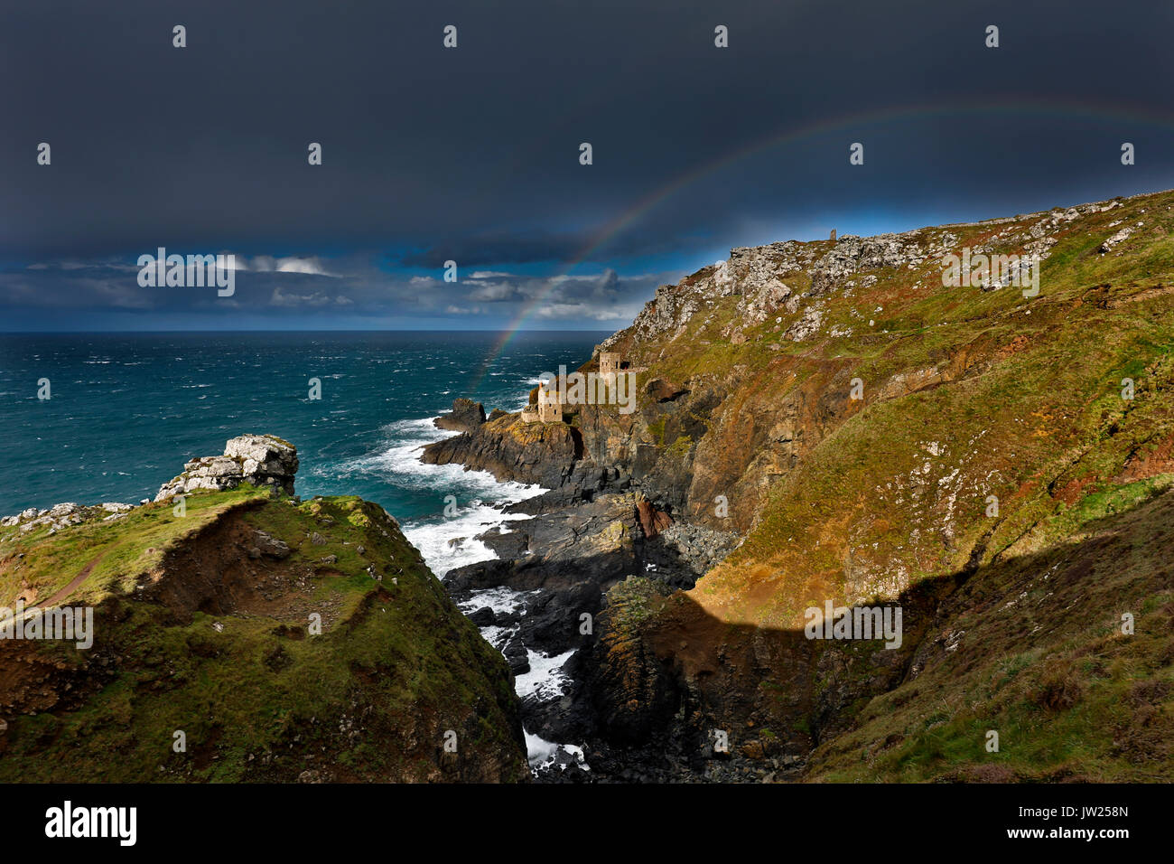 Crowns rock cornwall hi-res stock photography and images - Alamy