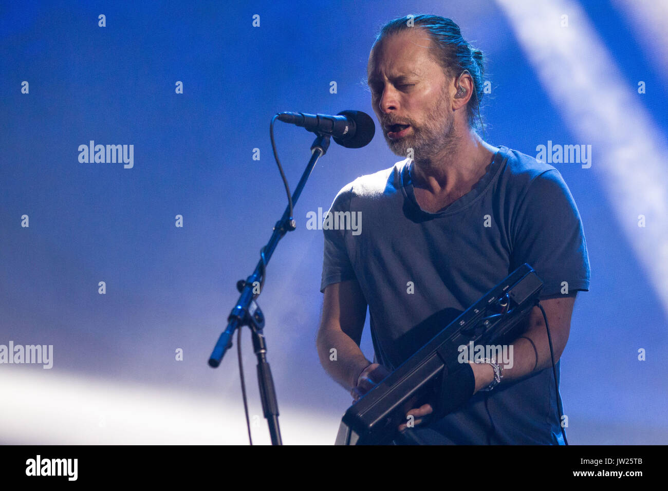 Creep radiohead hi-res stock photography and images - Alamy