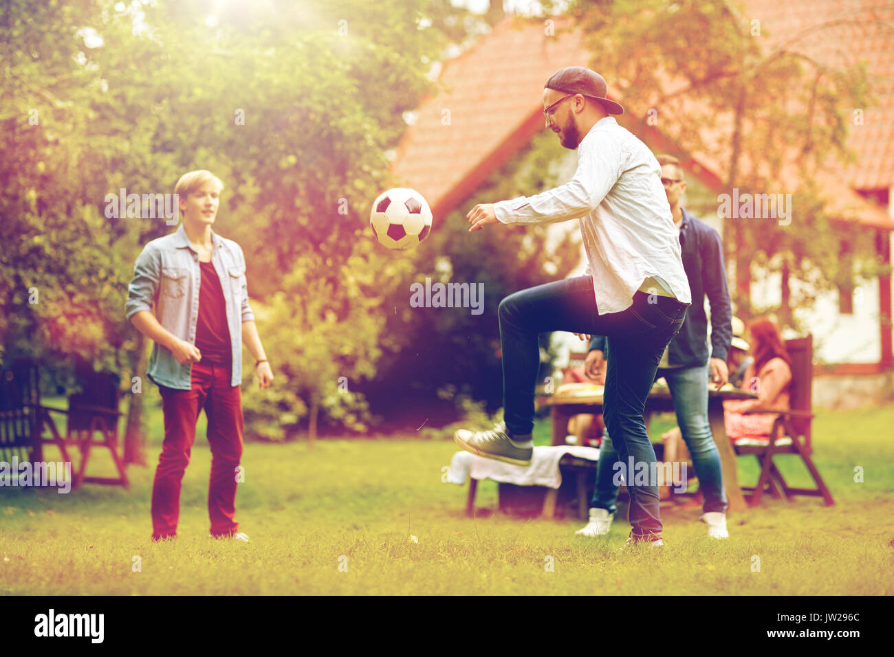 Teen football juggling hi-res stock photography and images - Alamy