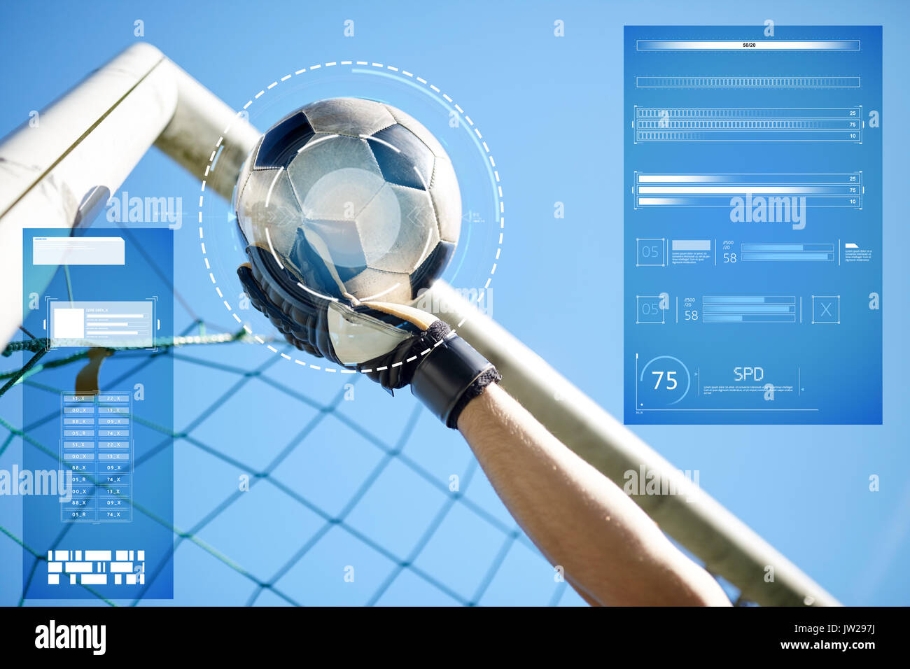 Soccer goalkeeper hi-res stock photography and images - Alamy