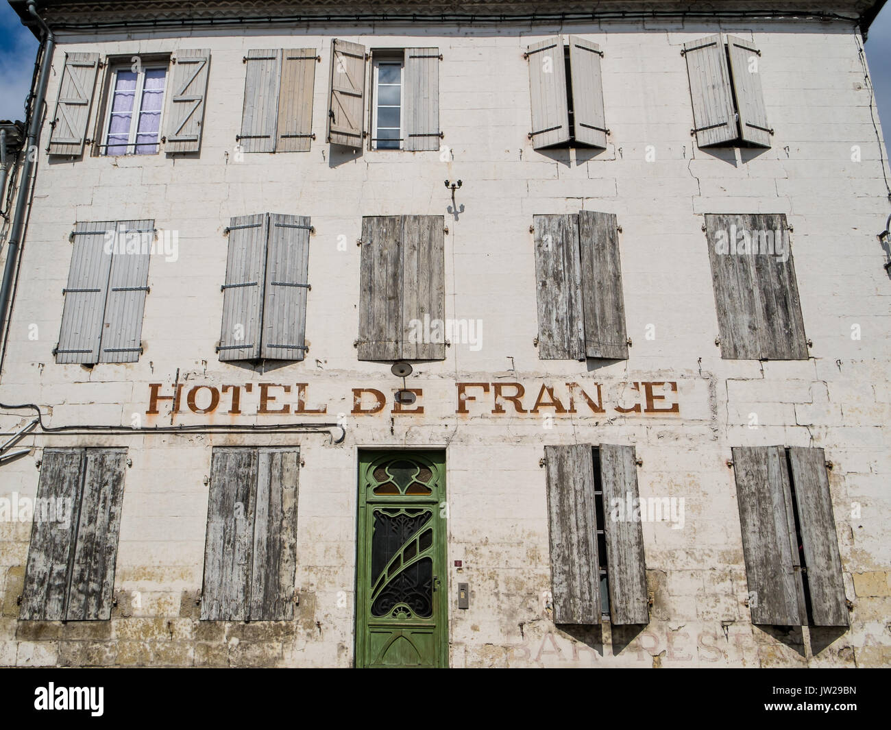 Run down hotel hi-res stock photography and images - Alamy