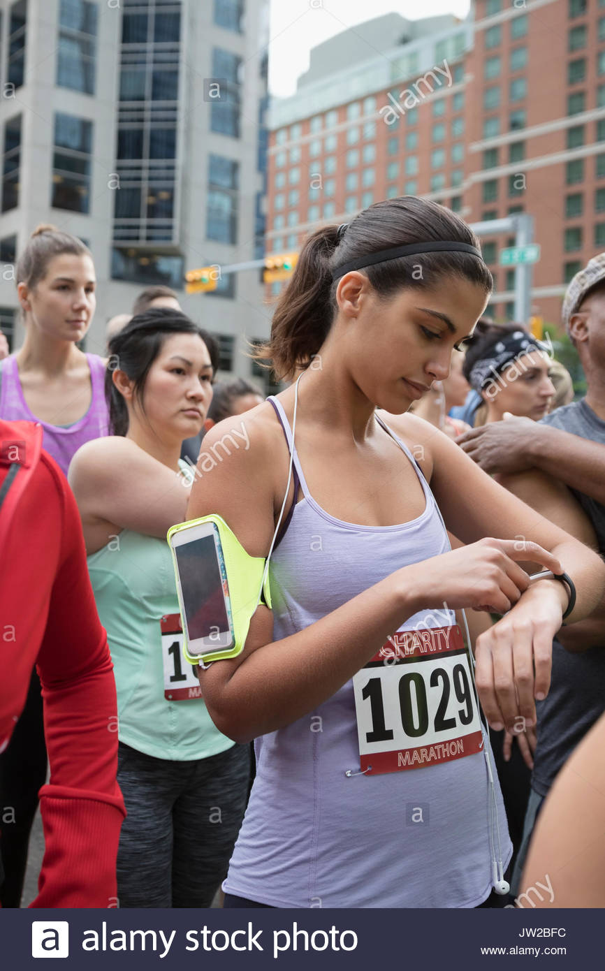 Female exercise watch hi-res stock photography and images - Alamy