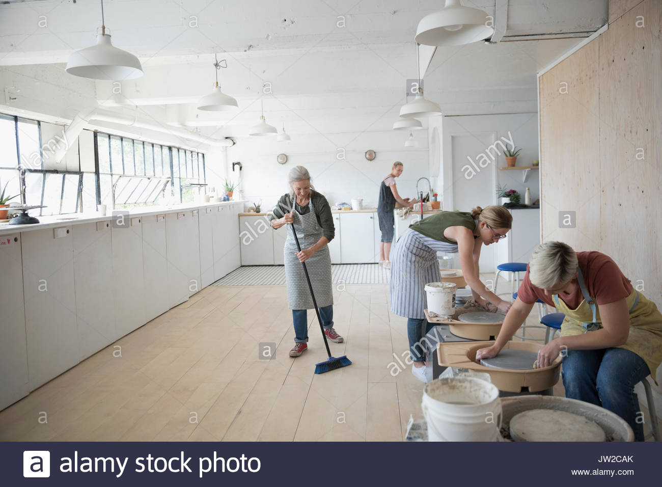 Sweeping movement hi-res stock photography and images - Alamy