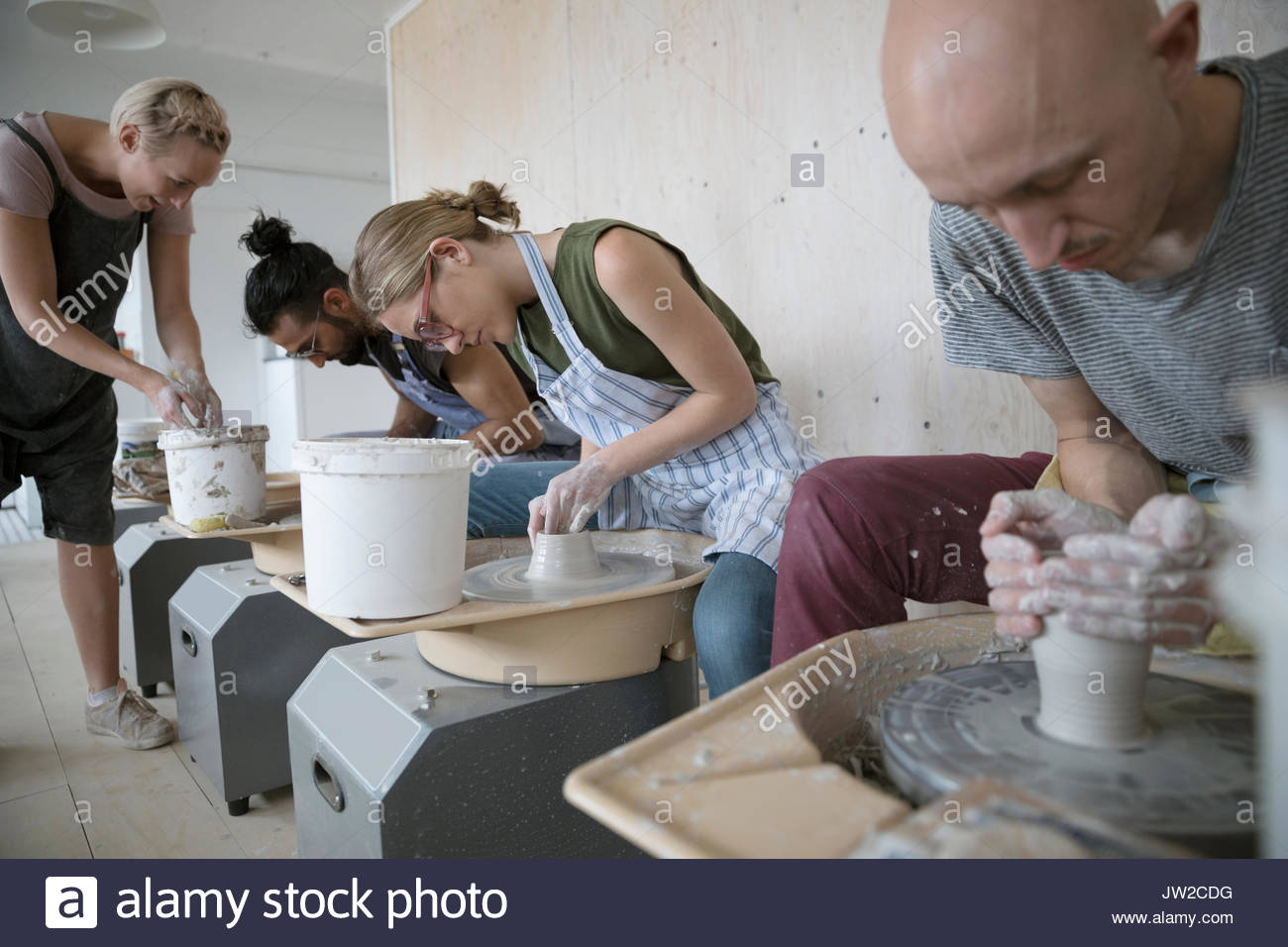 Wheels in motion hi-res stock photography and images - Alamy