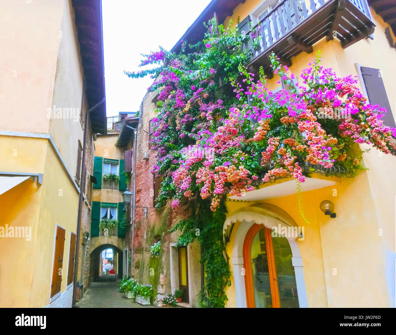 The old town at Torri del Benaco at Garda Lake in Italy Stock Photo - Alamy